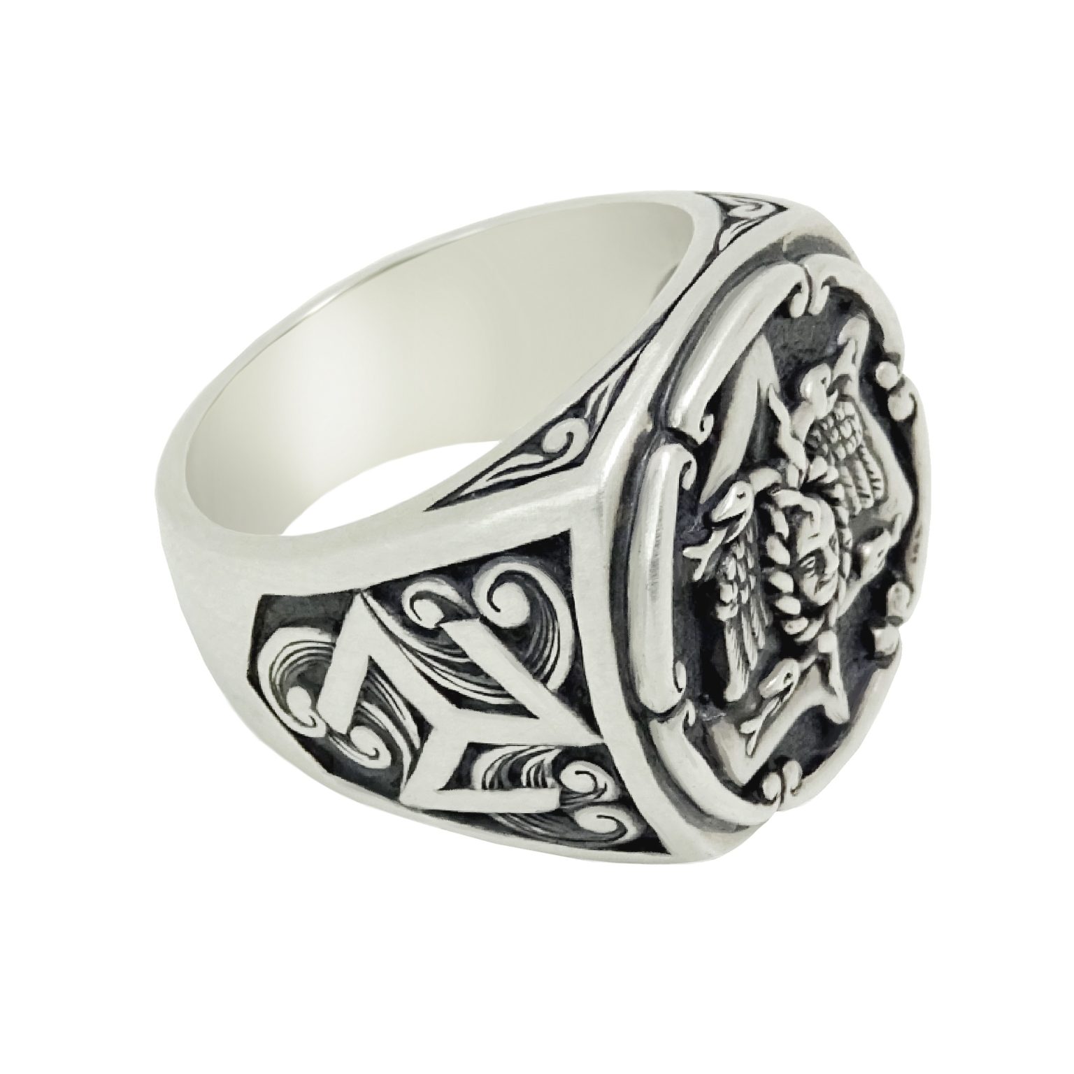 THE Medusa Triskelion Sicilian TRINACRIA STERLING SILVER 925 MENS RING ...